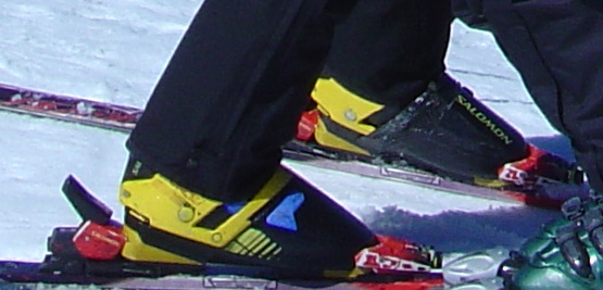 Rear-Entry Ski Boots: The Impossible Dream! – RetroSki 2021-2022